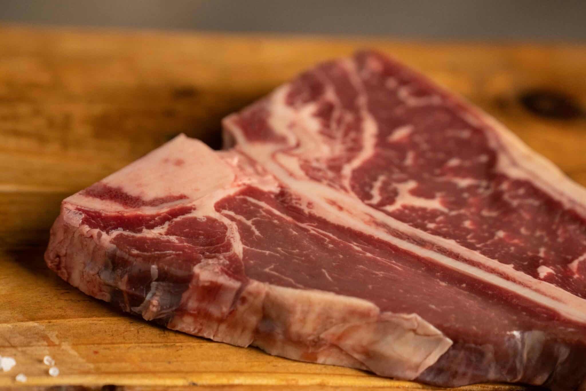 Runder T-bone steak - BBQ Experience Center