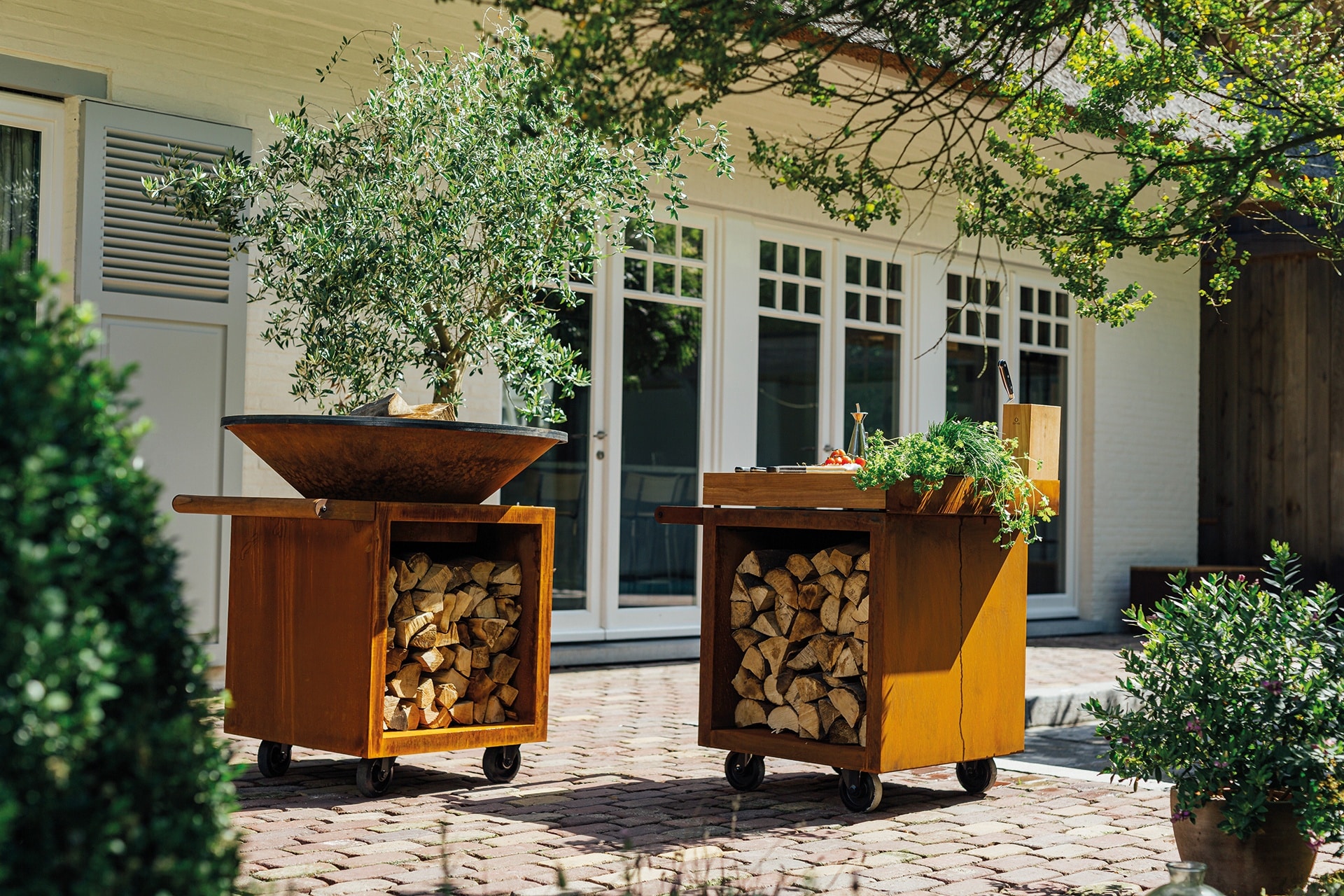 OFYR 100 Classic Storage Corten PRO - BBQ Experience Center