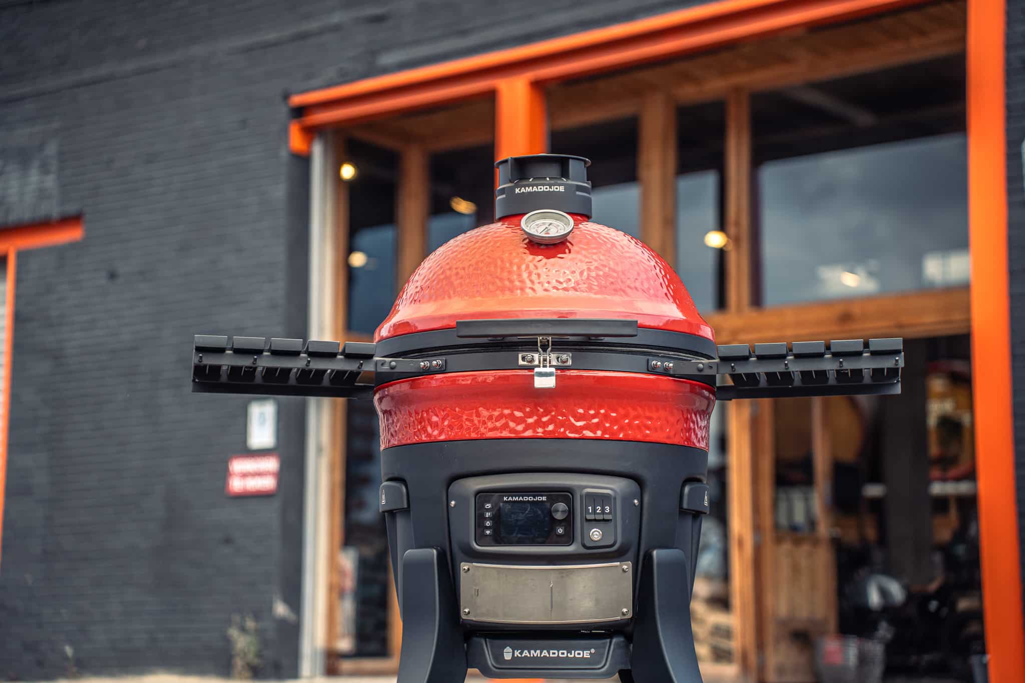 Kamado Joe Konnected Joe - BBQ Experience Center